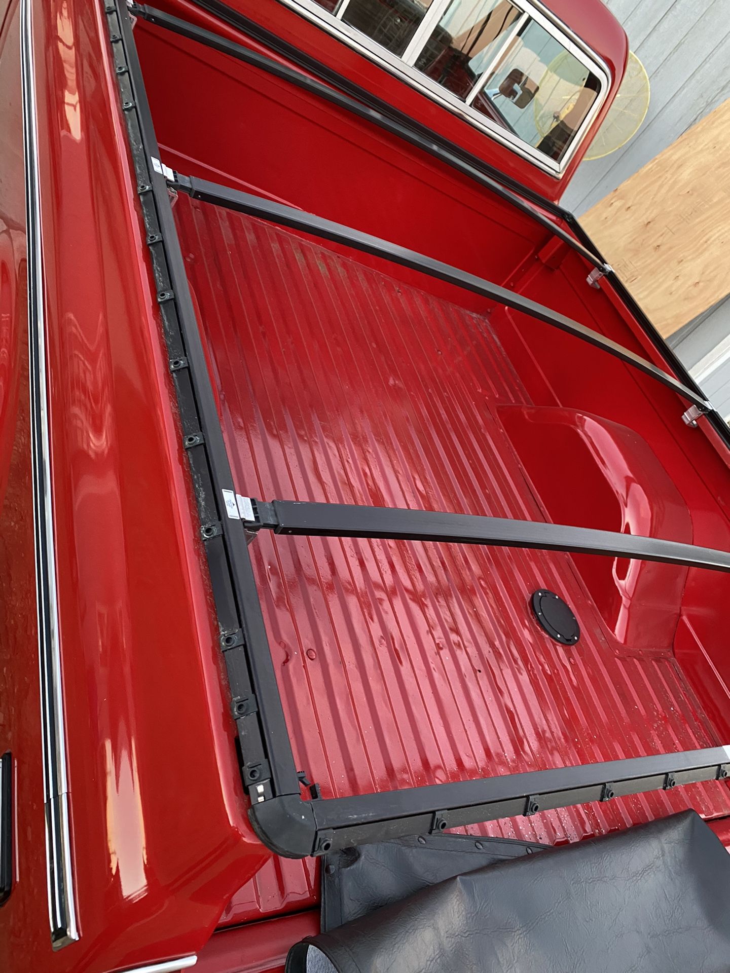 C10 Bed Cover for Sale in Fresno, CA - OfferUp