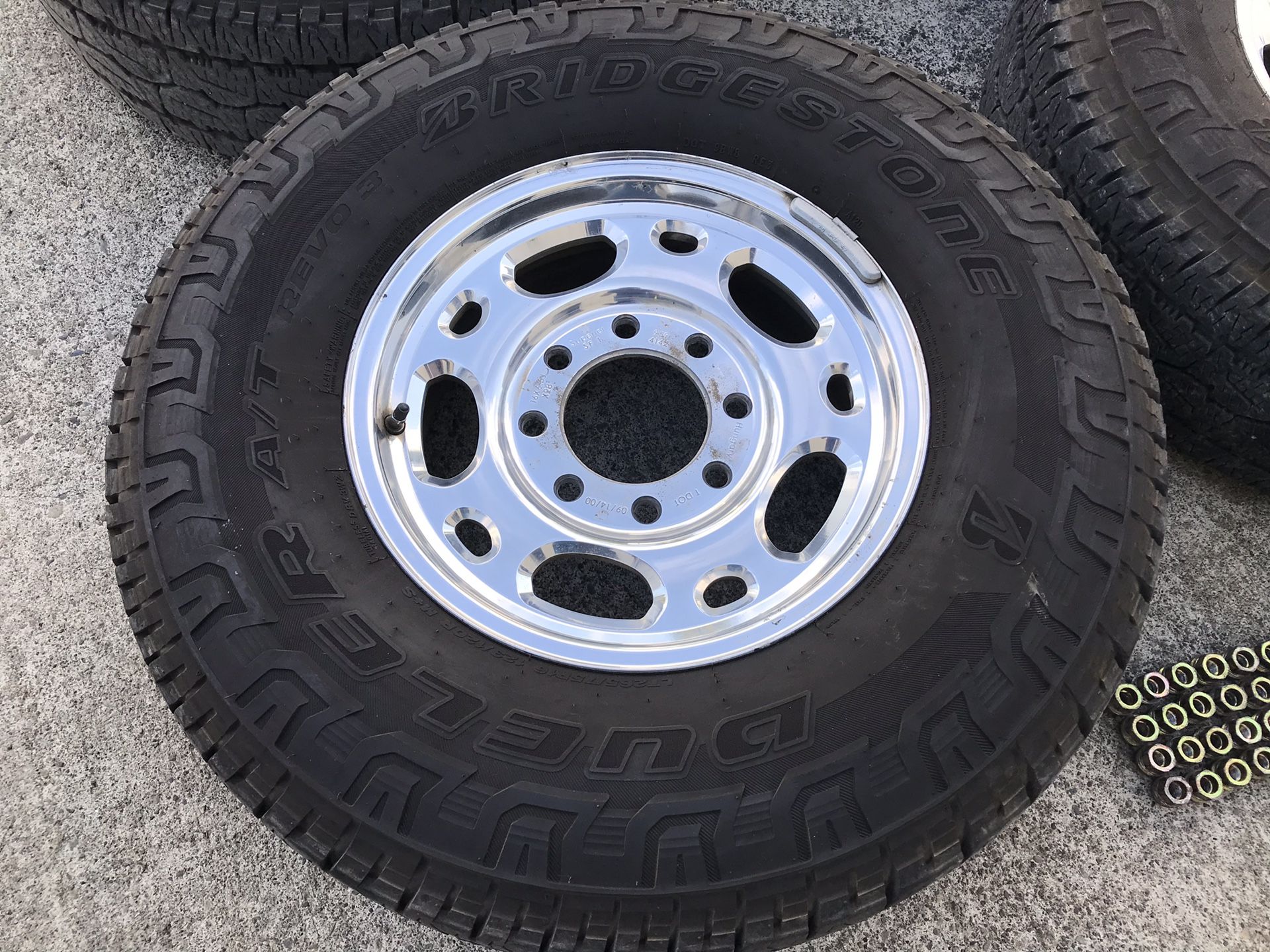 2006 Chevrolet Silverado 2500 Duramax 8x6.5 Wheels for Sale in Tacoma ...