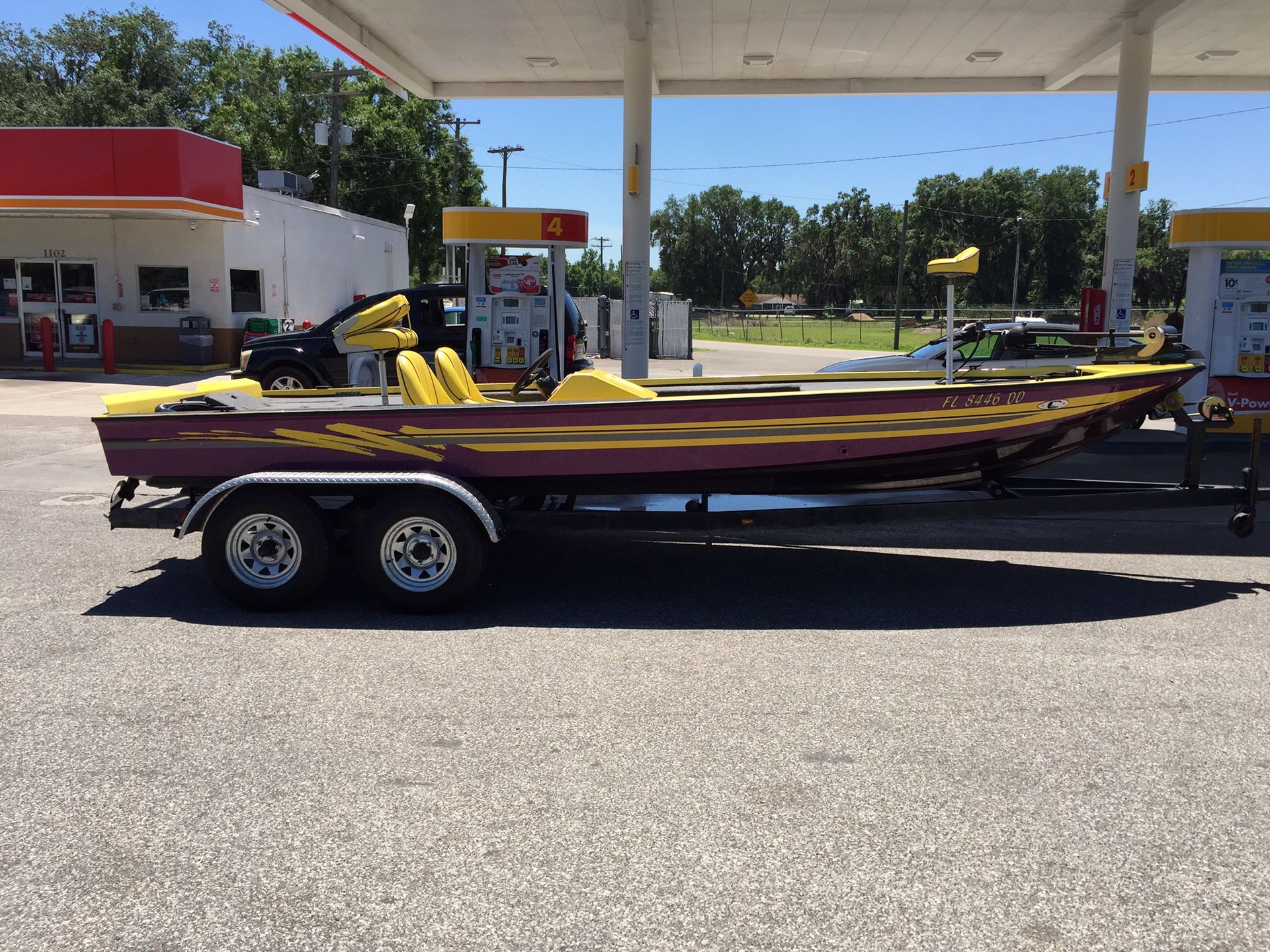 Big O bass boat 20ft for Sale in Hialeah, FL - OfferUp
