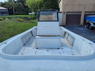 1983 Mako 235 CC for Sale in Miami, FL - OfferUp