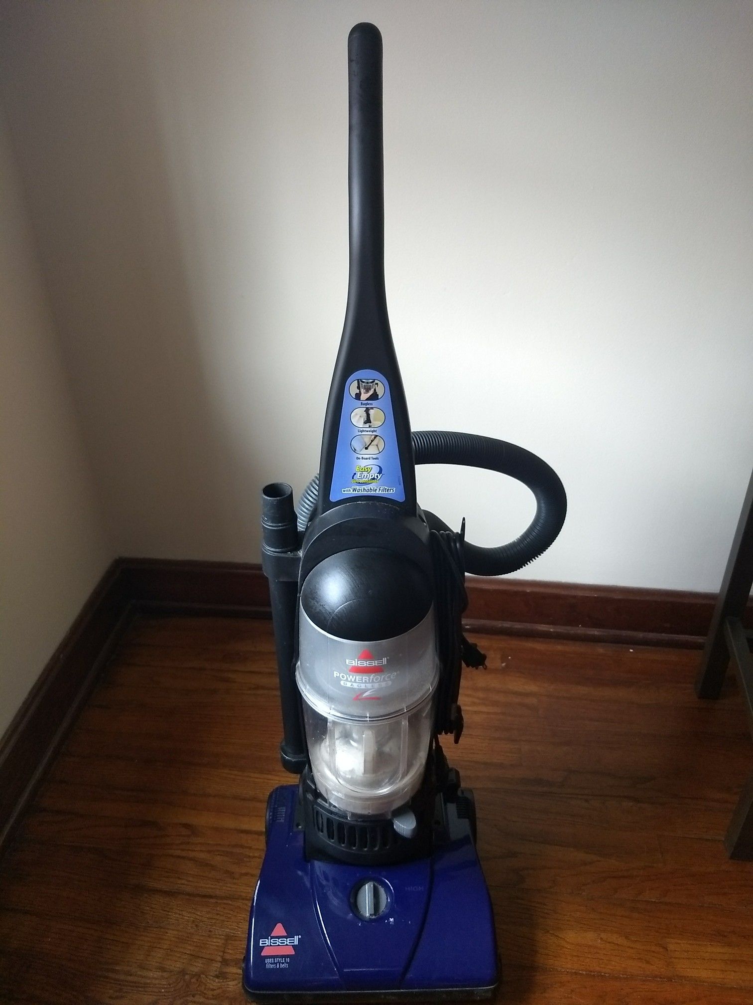 Bissell - Power Force Bagless Vacuum / 6583 for Sale in Cincinnati, OH ...