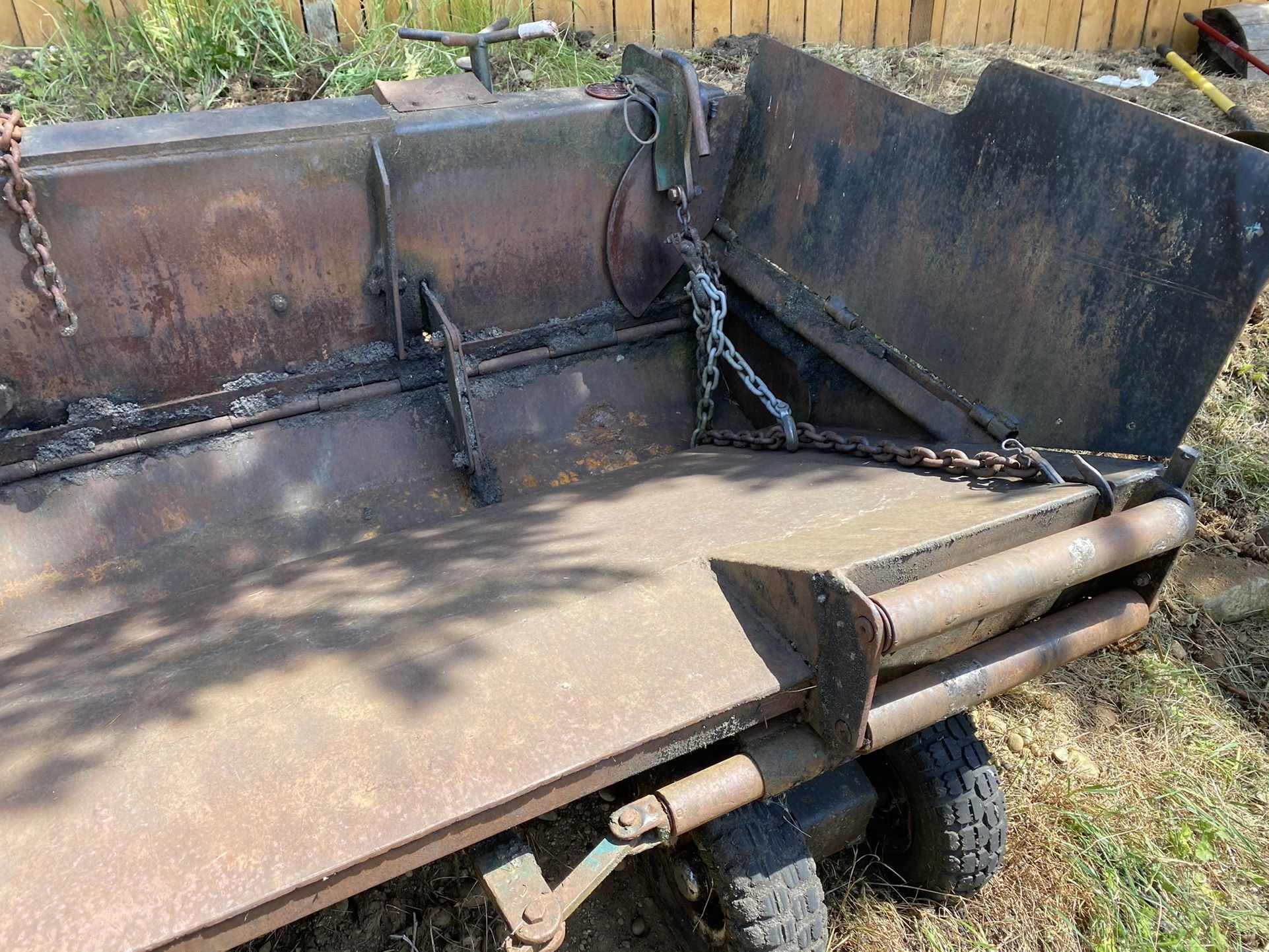 Paving Drag Box- Asphalt Spreader—Laden Box for Sale in Bothell, WA ...