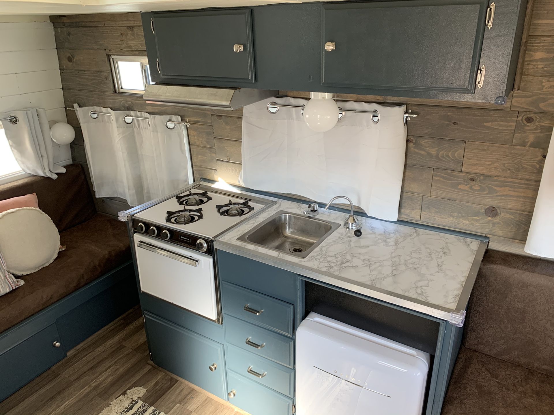 Vintage Red Dale Camper Trailer for Sale in San Diego, CA - OfferUp