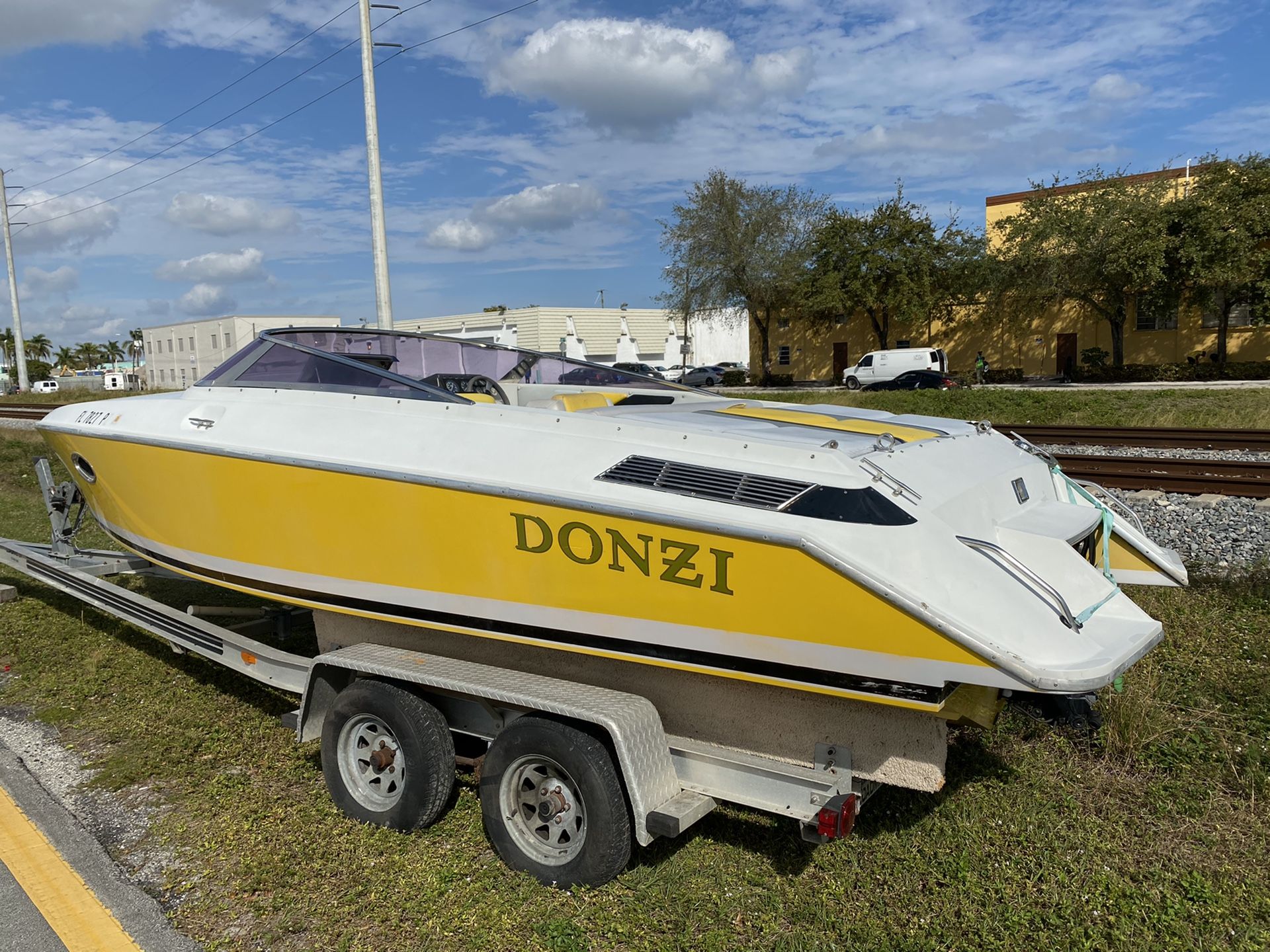 25 ft Donzi ZF boat for Sale in Hollywood, FL - OfferUp